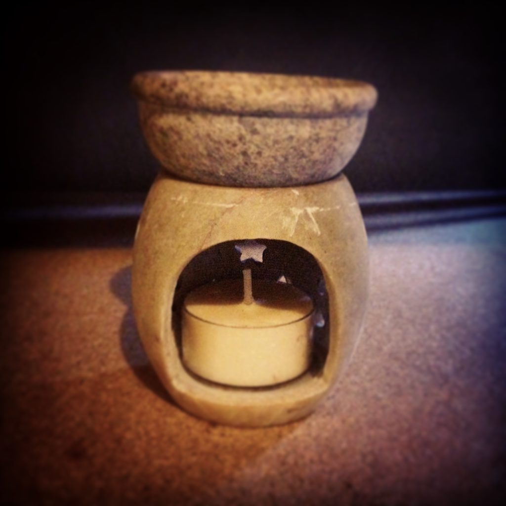 Light Soapstone Tea Light Wax Melt Warmer | Jojo's Candle Company